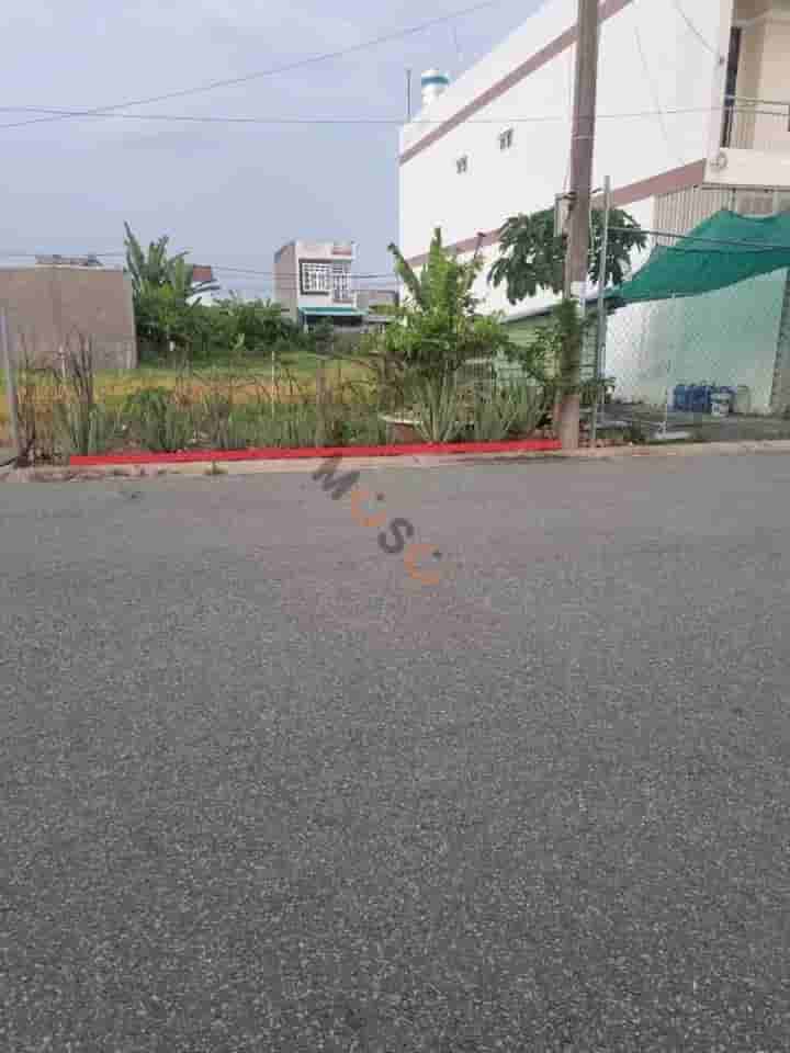 Bán đất 103.3m2 KDC Bình Tâm, đường số 6, Thành phố Tân An, Long…